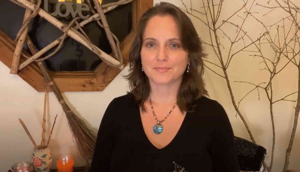 Winter Solstice Carol - Totally Witchin' - Psychic Healing & Alchemy